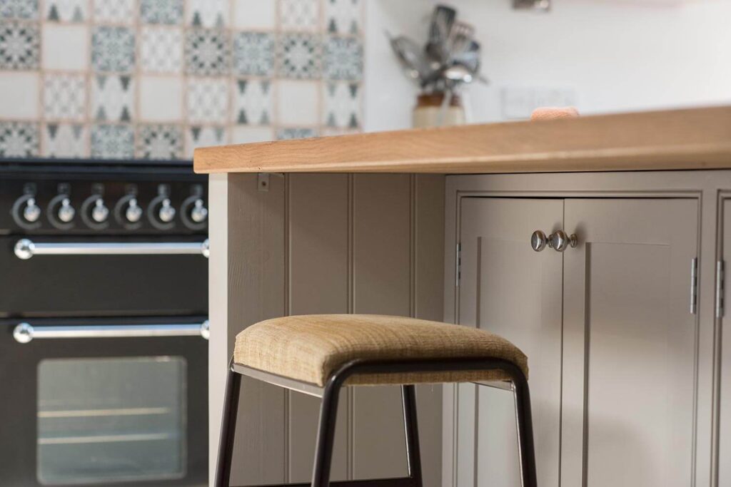 Bespoke Hardwood Painted Kitchen | Broadoak Carpentry and Joinery